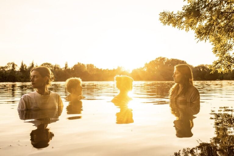 Remorae - The Sidmouth Folk Festival